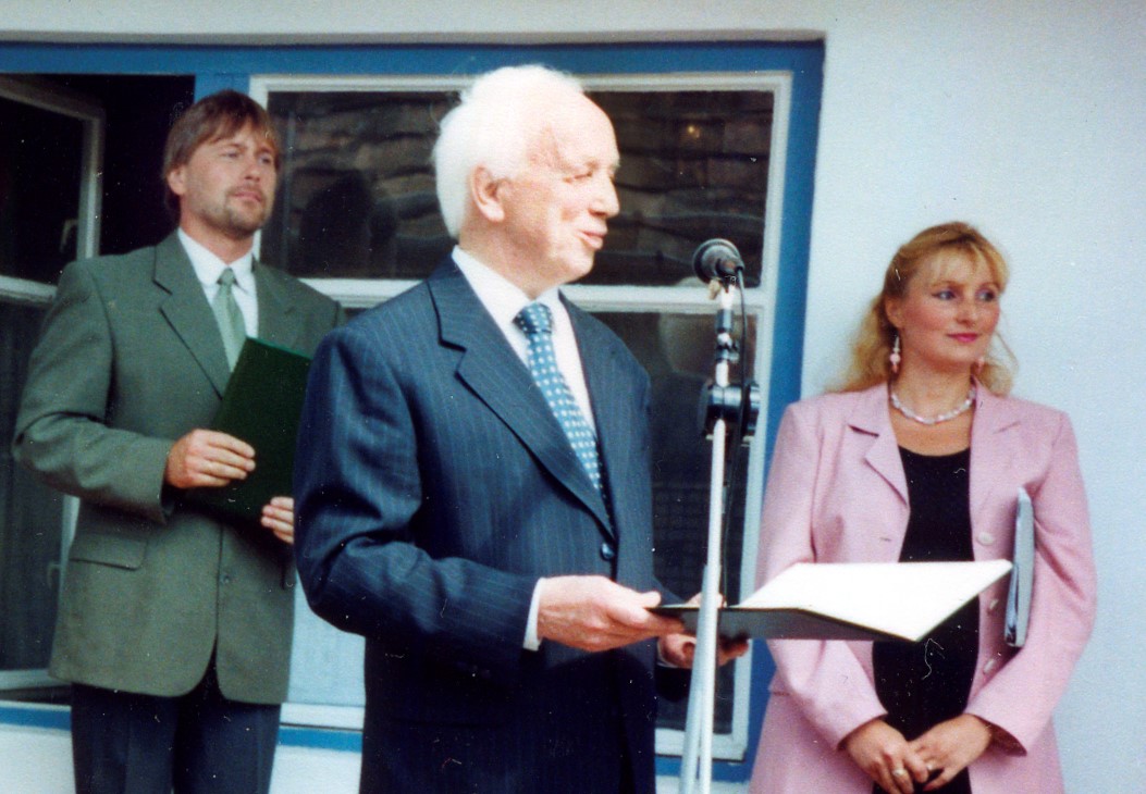 Rólunk :: Tolnay Klári Emlékház